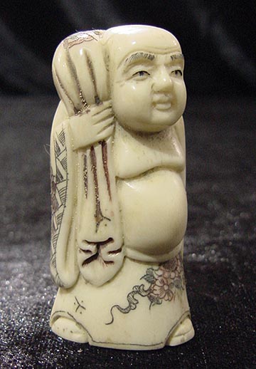 Netsuke Bone Carving Art from natural Bone
